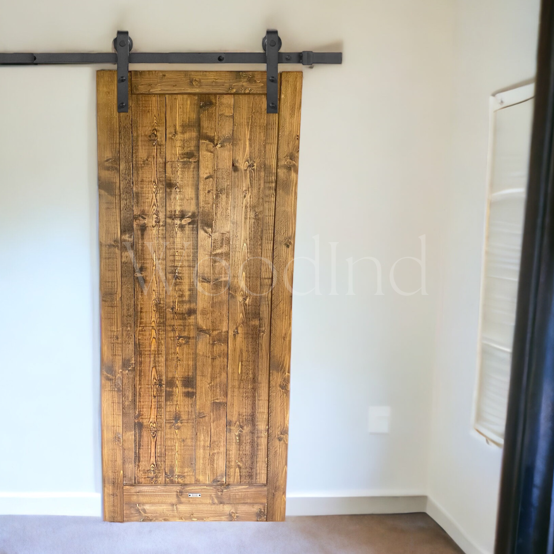 Porte Coulissante sur Rail Traditionnel Sur Mesure | Woodind – WoodInd